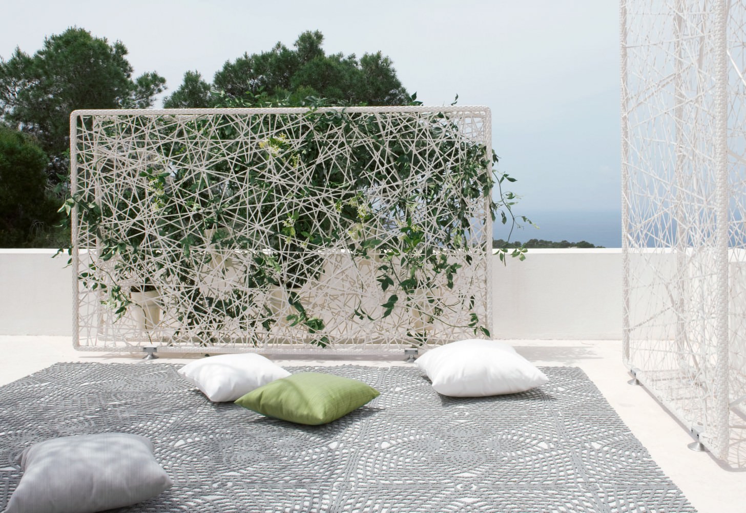 8 Creative Room Divider / Office Screen Partition Ideas